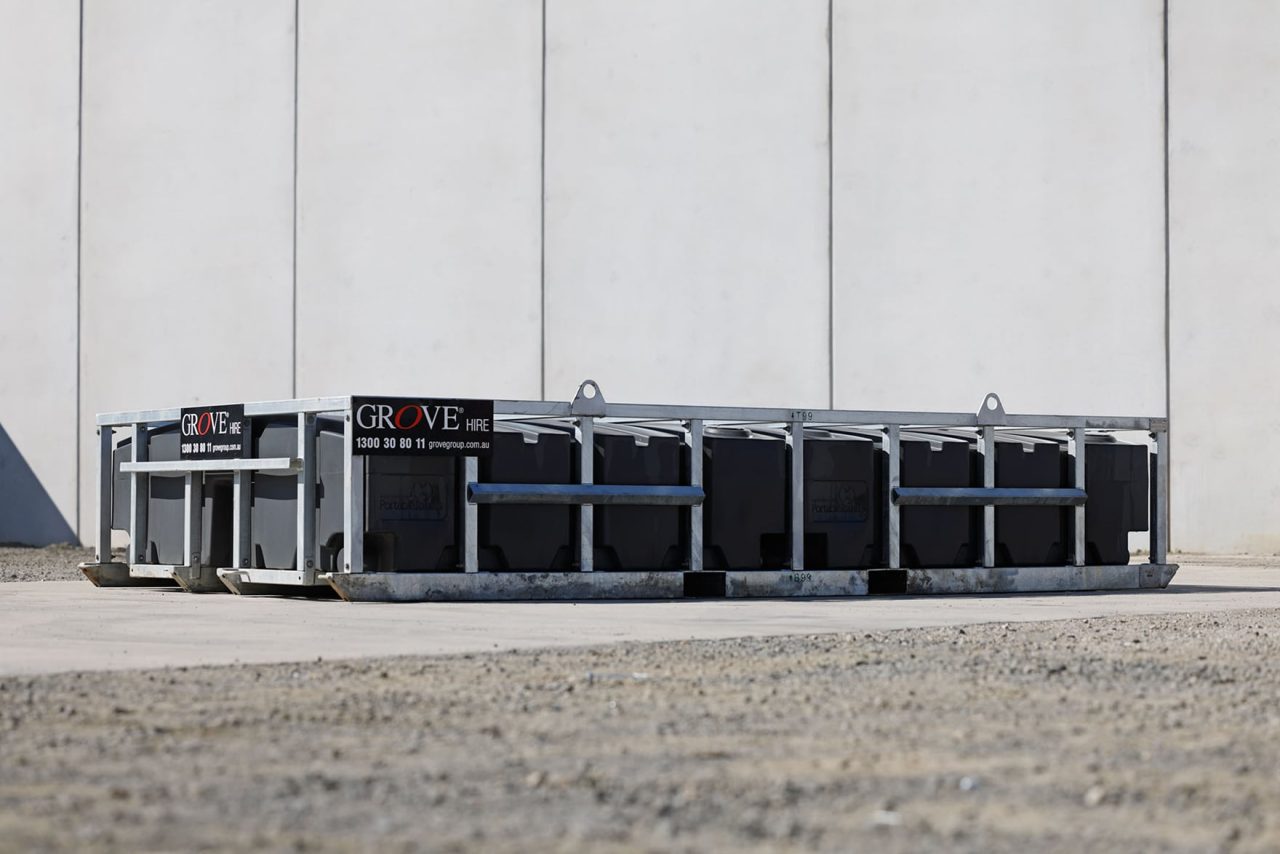 Toilets & Waste Tanks - Grove Hire